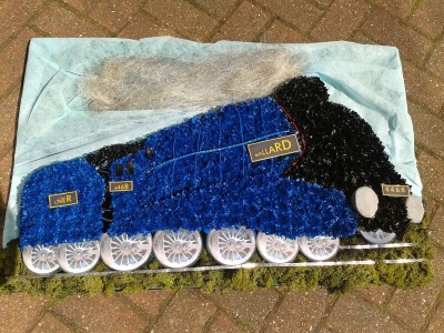 Train Funeral Tribute – buy online or call 01767 682 286